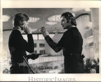 1975 Press Photo Richard Jordan, Actor with co-star in Scene - syp47687 ...