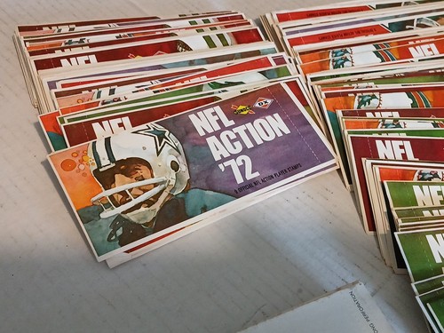 1972 SUNOCO NFL ACTION FOOTBALL STAMPS LOT (120) UNOPENED BOOKLETS ...