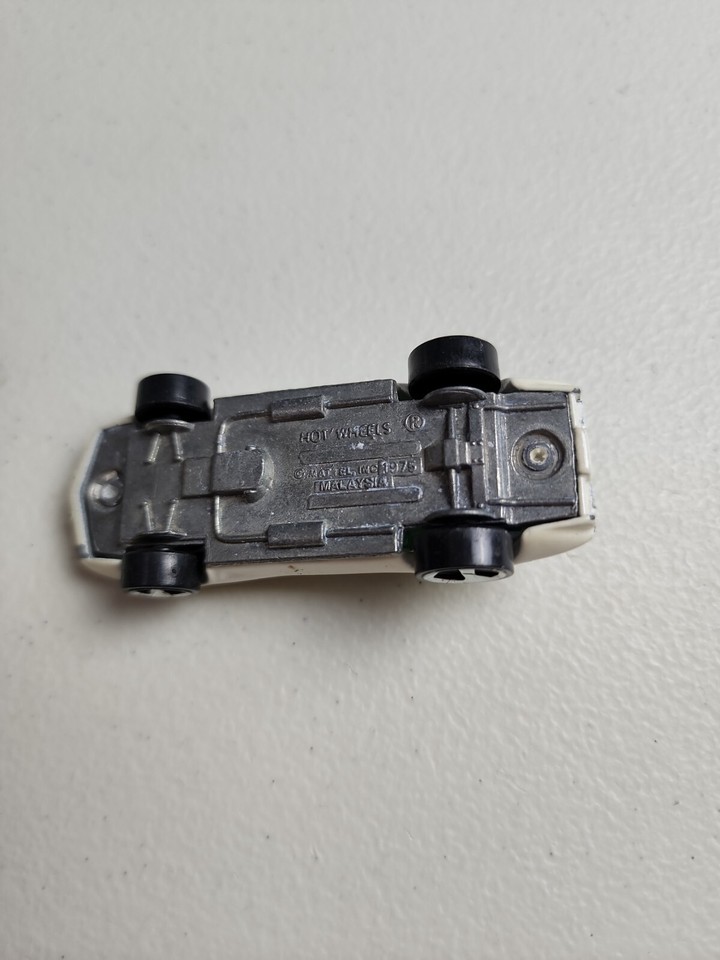 Vintage HOT WHEELS 1975 Pearl CORVETTE STINGRAY maylashia. | eBay