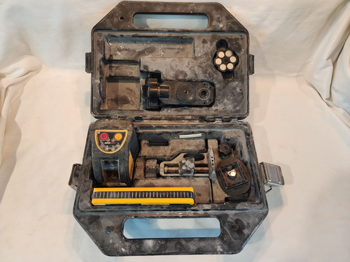 ILM-XT - CST Berger Lasermark Laser Cross Level w/ LLD-20 Laser Line ...