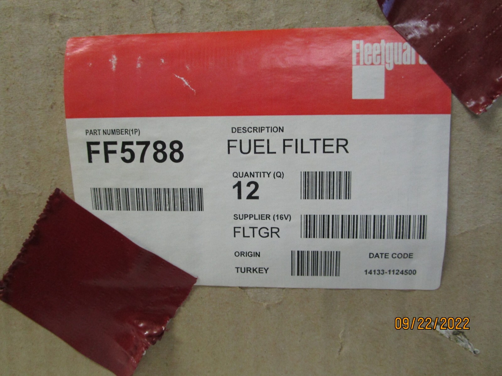 Qty (12) Genuine Fleetguard Fuel Filter FF5788 | eBay