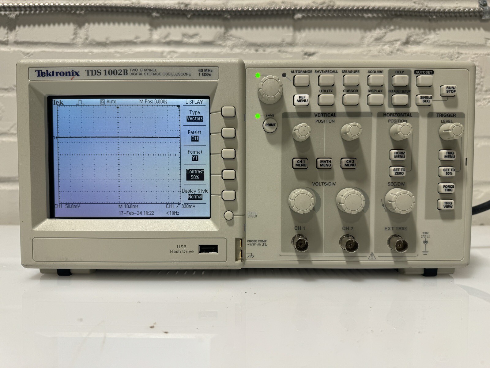 Tektronix TDS1002B 2 Channel Digital Storage Oscilloscope | eBay