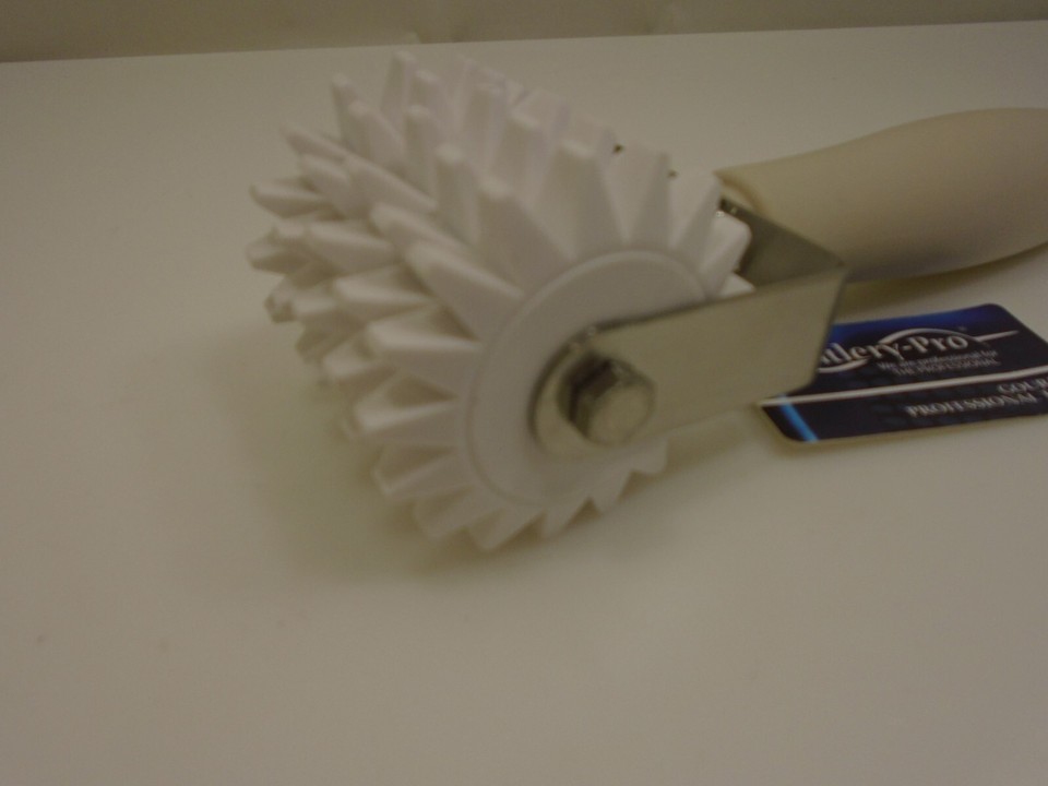 Heavy Duty Poly Bladed Rolling Spikes Dough Docker Aerator Pizza Pie ...
