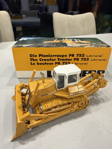 Liebherr 75 2 Dozer Model 1/50 Conrad | eBay UK