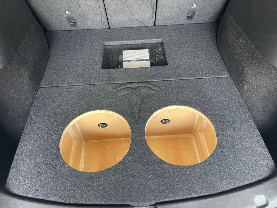 ZEnclosures 2-12" Subwoofer Box w/ LOGO and Amplifier Rack for the ...