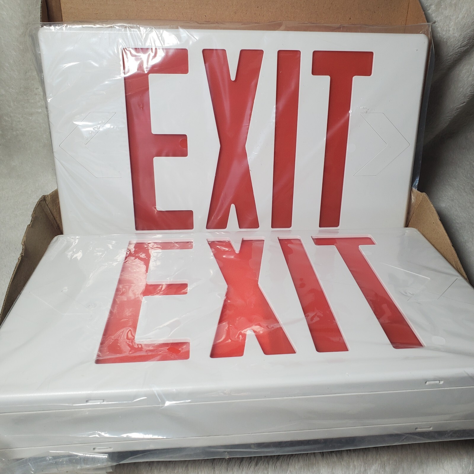 Cooper Lighting Sure-Lite Emergency Exit Sign Damp Location Rated ...