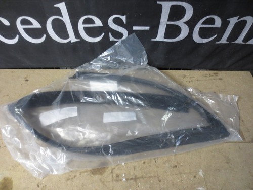 Mercedes W251 R Class Left Rear Door Window Runner Part No A251 735 08 ...