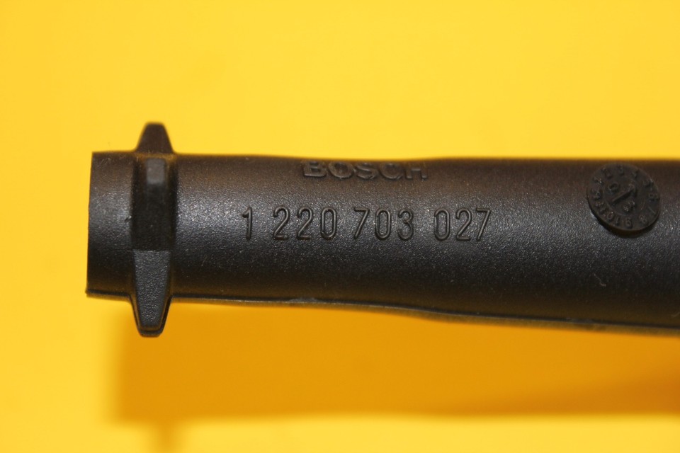 05-07 VOLVO S40 2.5L TURBO A/T IGNITION COIL 30713417 OEM | eBay