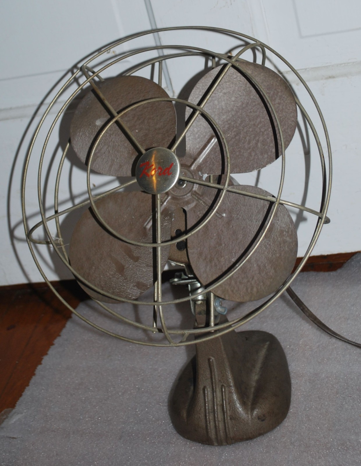 Vintage Kord brand Oscillating Fan Mid Century Works Table Fan | eBay