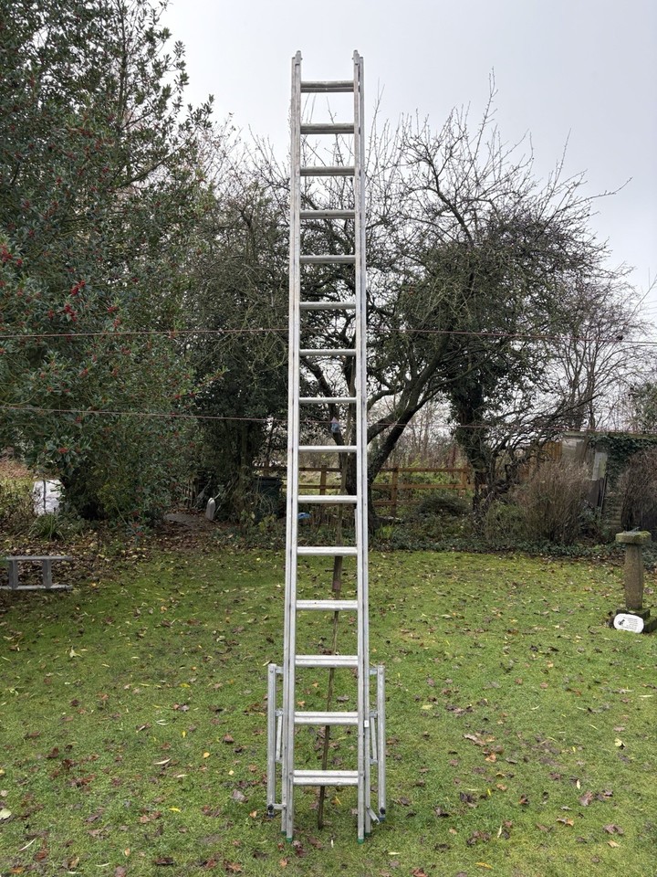 Clow Aluminium Double Extension 7m Ladder | eBay UK