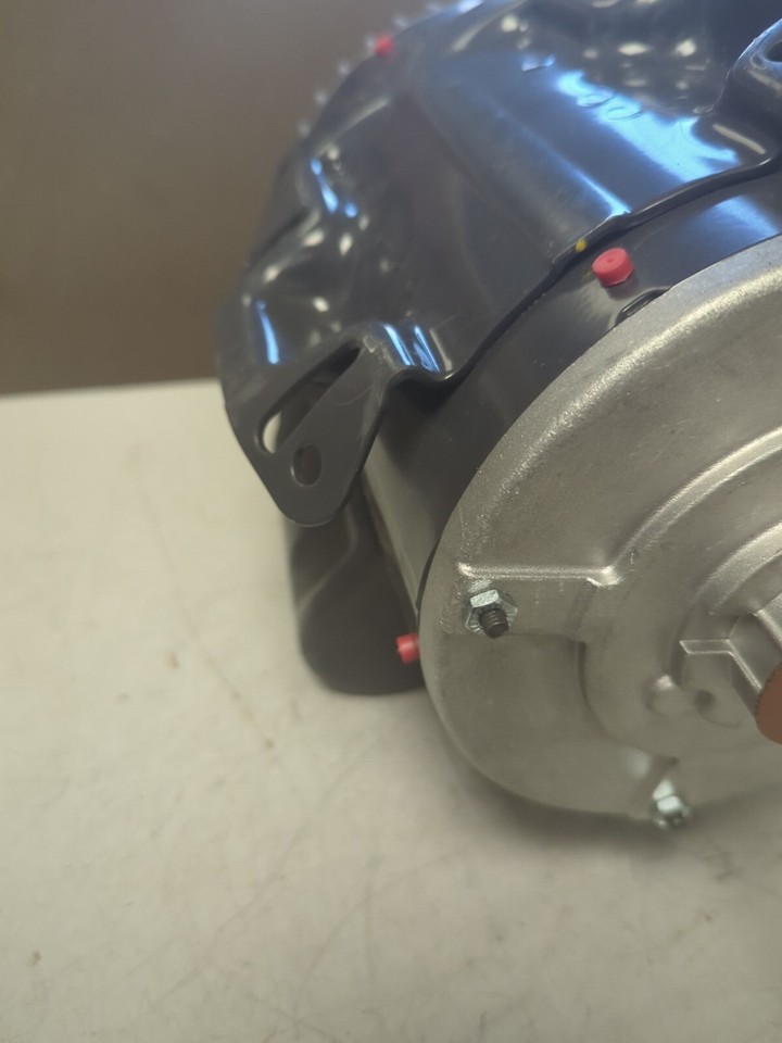 Munters FM1046PE Electric Motor T63ZZPBE-2418 - 1 Phase~ 1-1/2 HP ~ Has ...