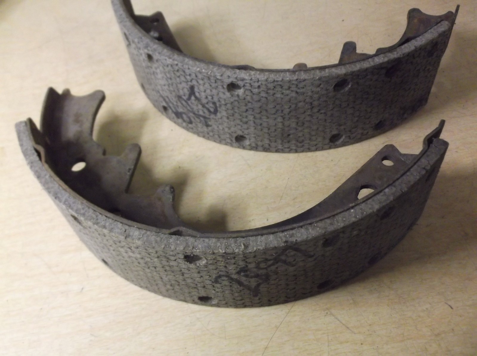 Aimco FMS-169 Vintage NOS Brake Shoes Set of 2 * * for sale online | eBay
