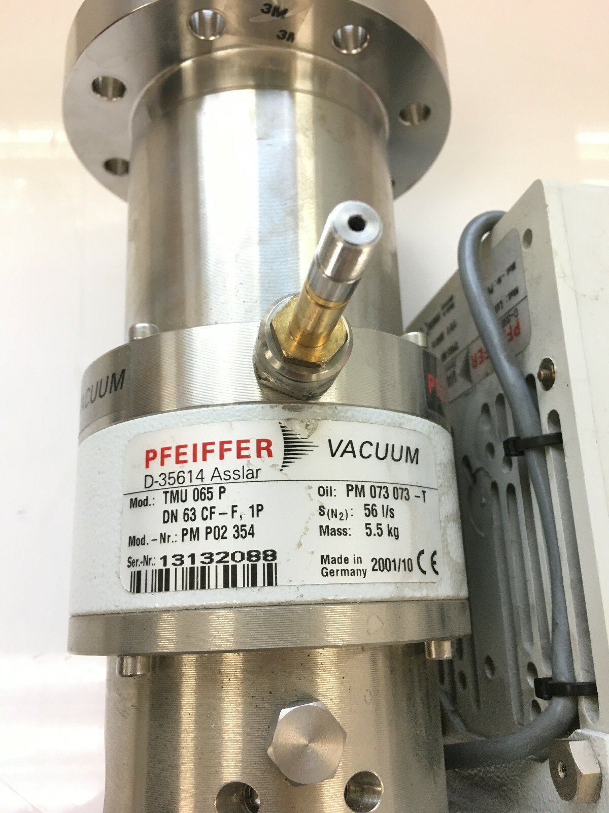 Pfeiffer D-35614 Asslar Vacuum Pump | eBay