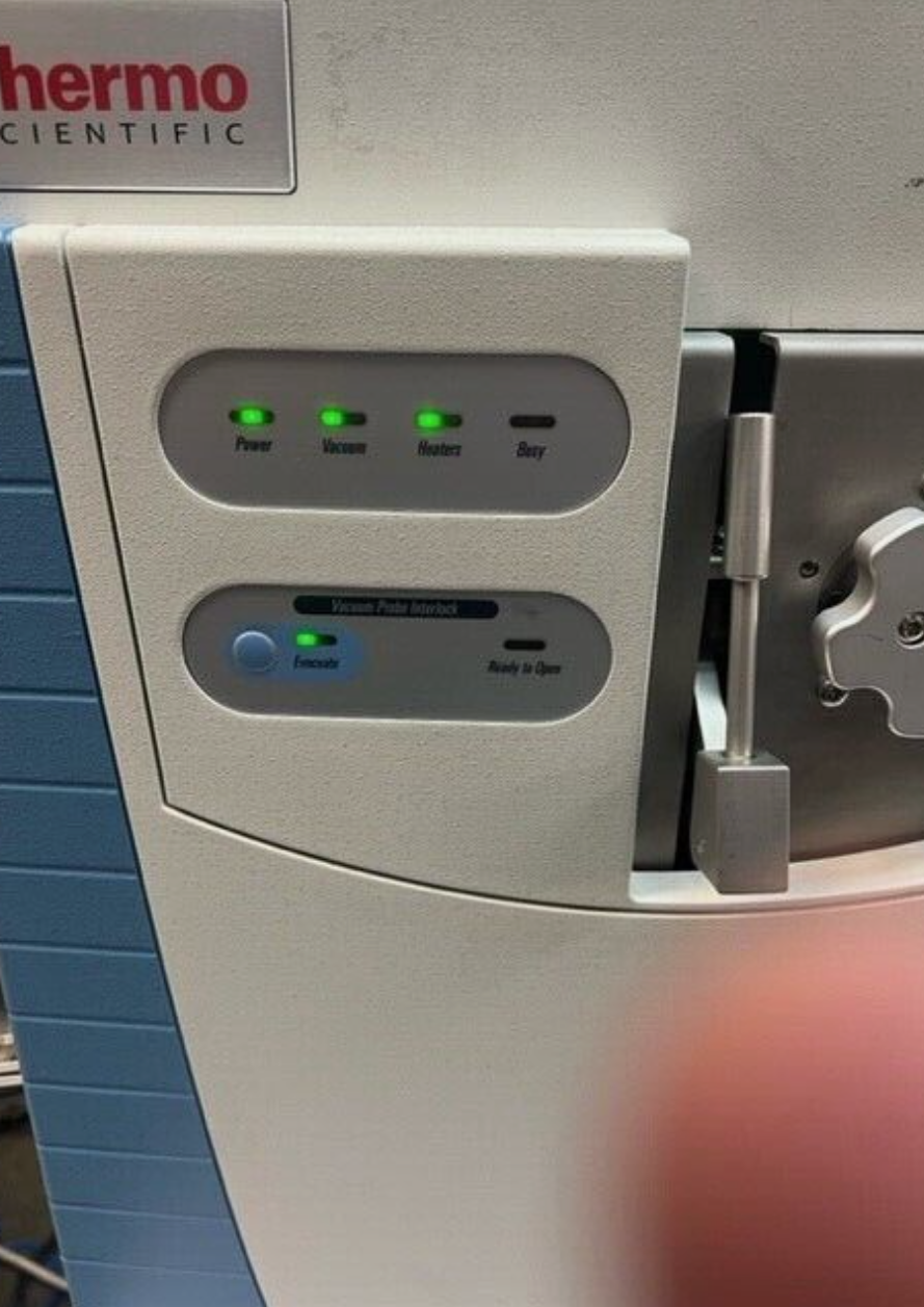 Thermo ISQ Mass Spectrometer / Trace 1310 GC-MS with Thermo Carousel ...