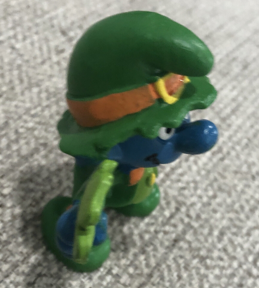 Smurfs Irish Leprechaun Good Luck Smurf Figure St Patrick 4 Leaf Clover ...
