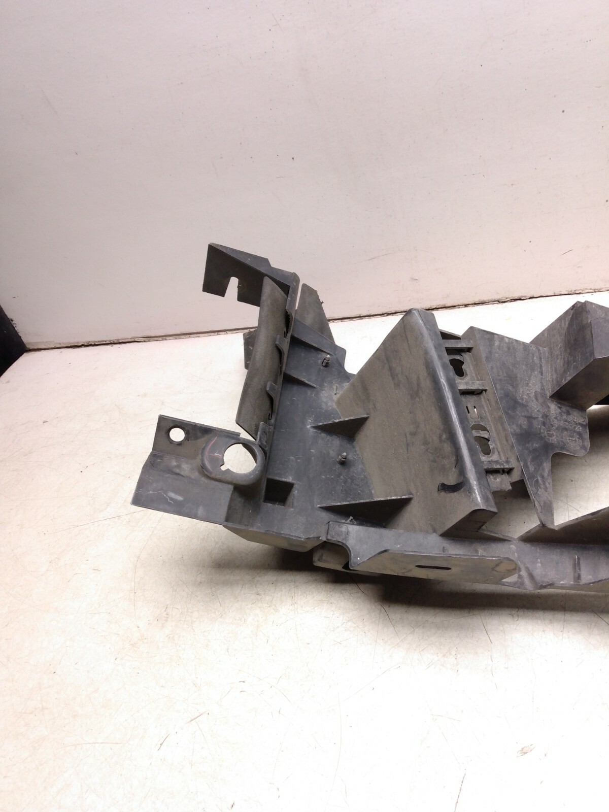 05-09 SAAB 97X 9-7X LEFT SIDE HEADLIGHT MOUNTING BRACKET OEM X5516 | eBay