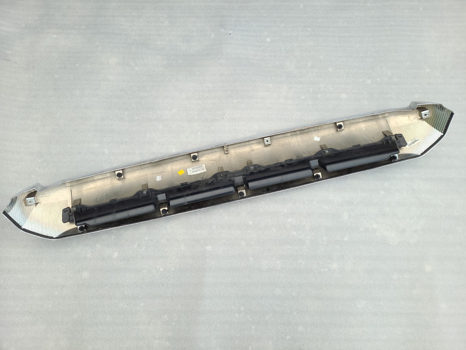 2014-2020 Toyota Tundra Hood Bulge Chrome Molding OEM | 76181-0C010 ...