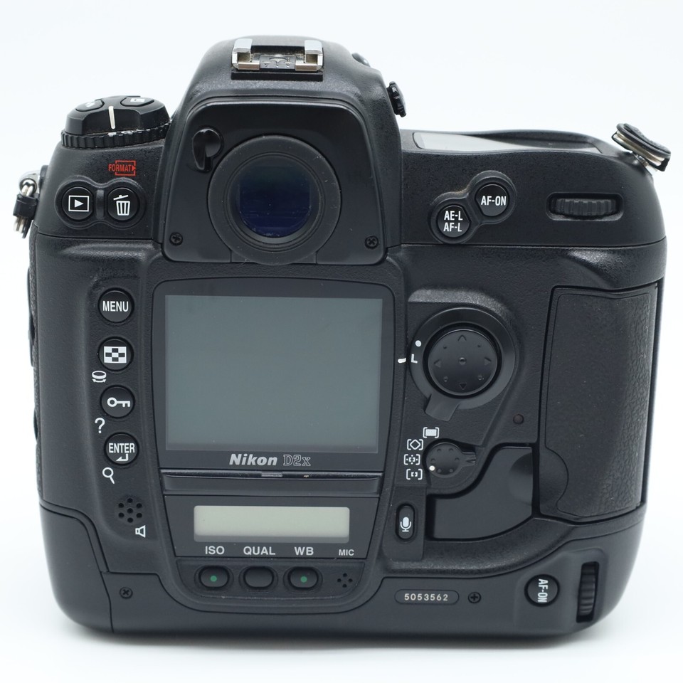 Nikon D2x 12.4MP Digital SLR Camera Body(Shutter Count:7504)[ Near Mint ...