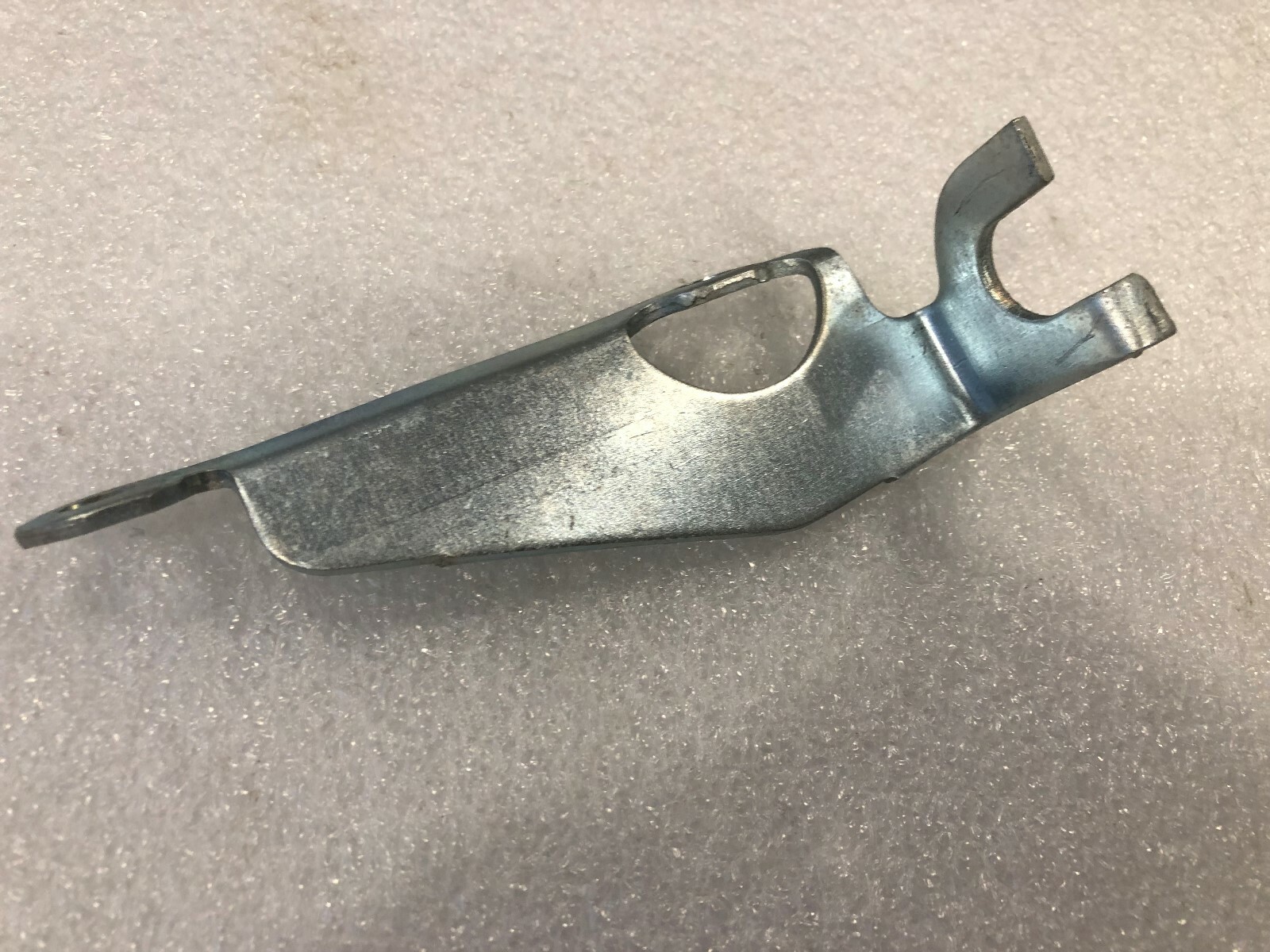 GM Turbo 350 SHIFTER CABLE BRACKET 9795915 Trans Am GTO Camaro Nova ...