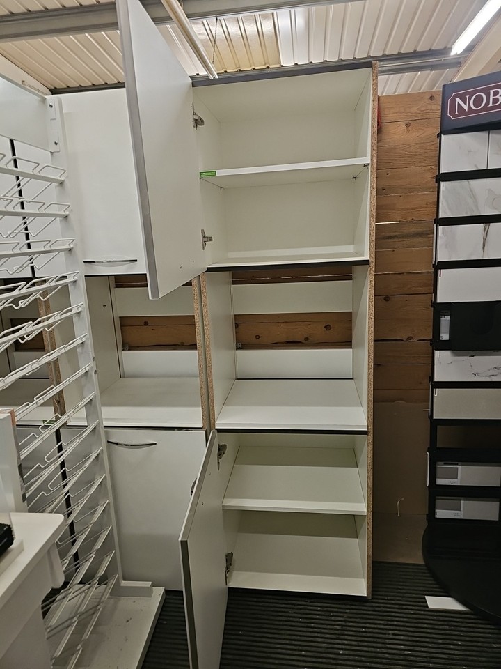 3x Lada Units with White Gloss Doors. Shelves Fitted. Never Been Used ...