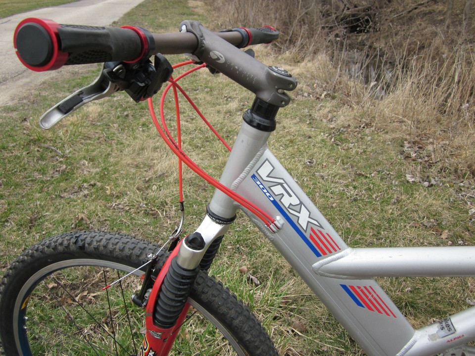 Trek VRX 300 bicycle 19" large frame. 2000 model year. Manitou fork | eBay