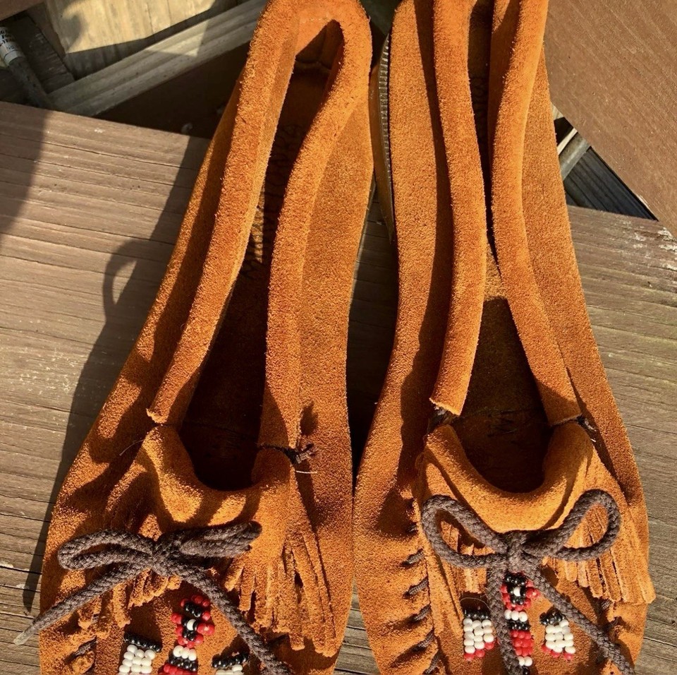 Minnetonka Moccasin Shoes Womens 10 Thunderbird Soft Sole Leather ...