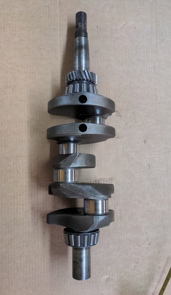 Wisconsin VH4D Crankshaft Standard Short Shaft New Holland L425 L445 ...