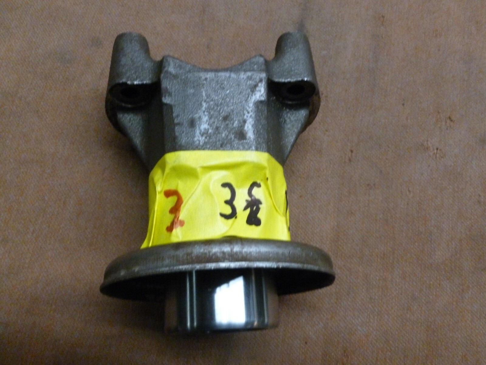 FORD 9" YOKE NOS 3 5/8 X 1 1/16 YOKE | eBay