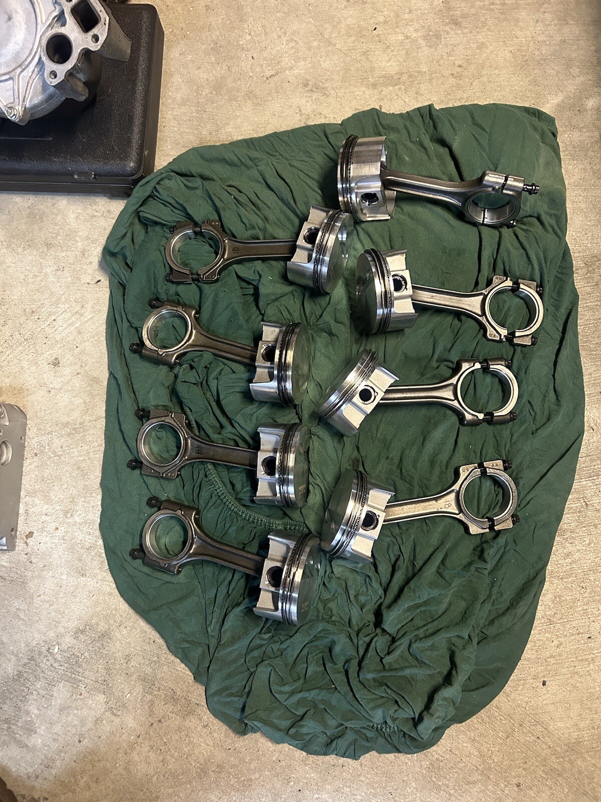 Forged Aluminum Flat Top Pistons With Stock Rods 6.0 Ls | eBay