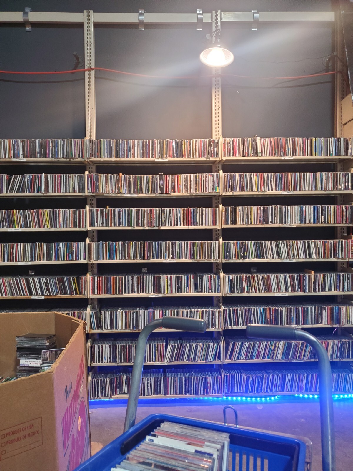 LOT of 100+ Used ASSORTED CDs 100 Bulk CDs- Used NO CASES Wholesale ...