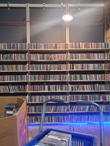 LOT of 500 Used ASSORTED CDs 500 Bulk CDs- Used CD Lot Wholesale CDs In ...