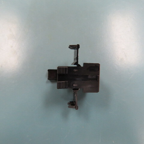 AMP 929504-2 Qty of 100 per Lot Connector Housing, Junior Power Timer ...