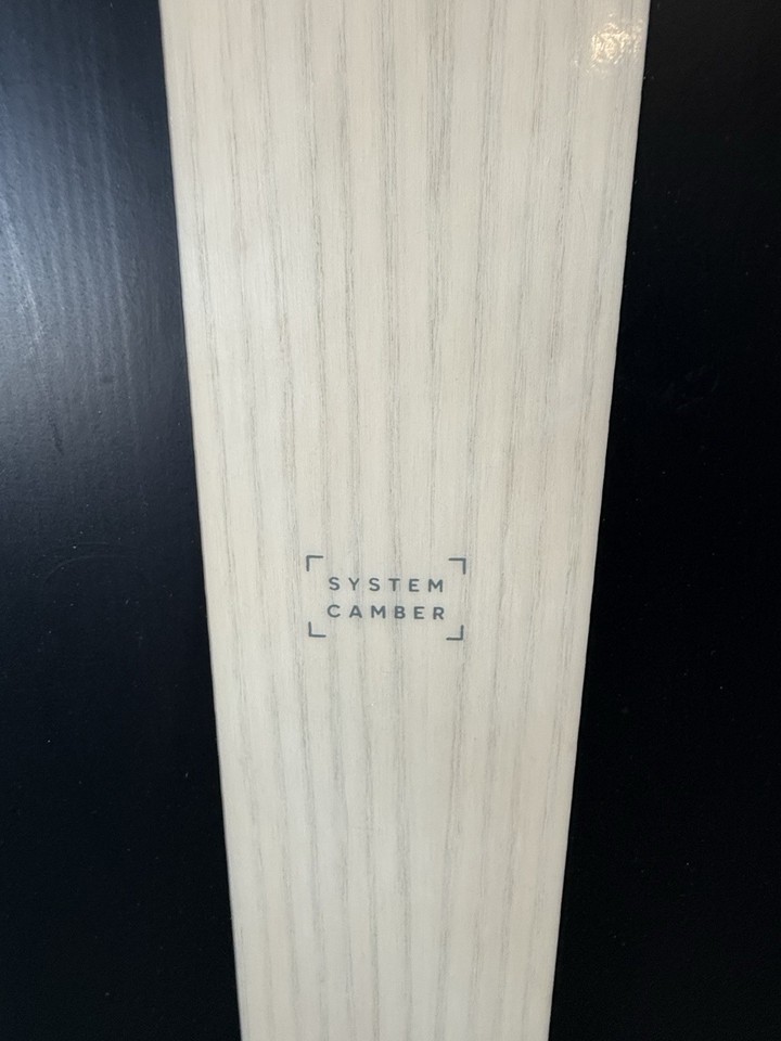 Arbor Annex Brian Iguchi Skull Bottom Snowboard Deck Directional Carve ...