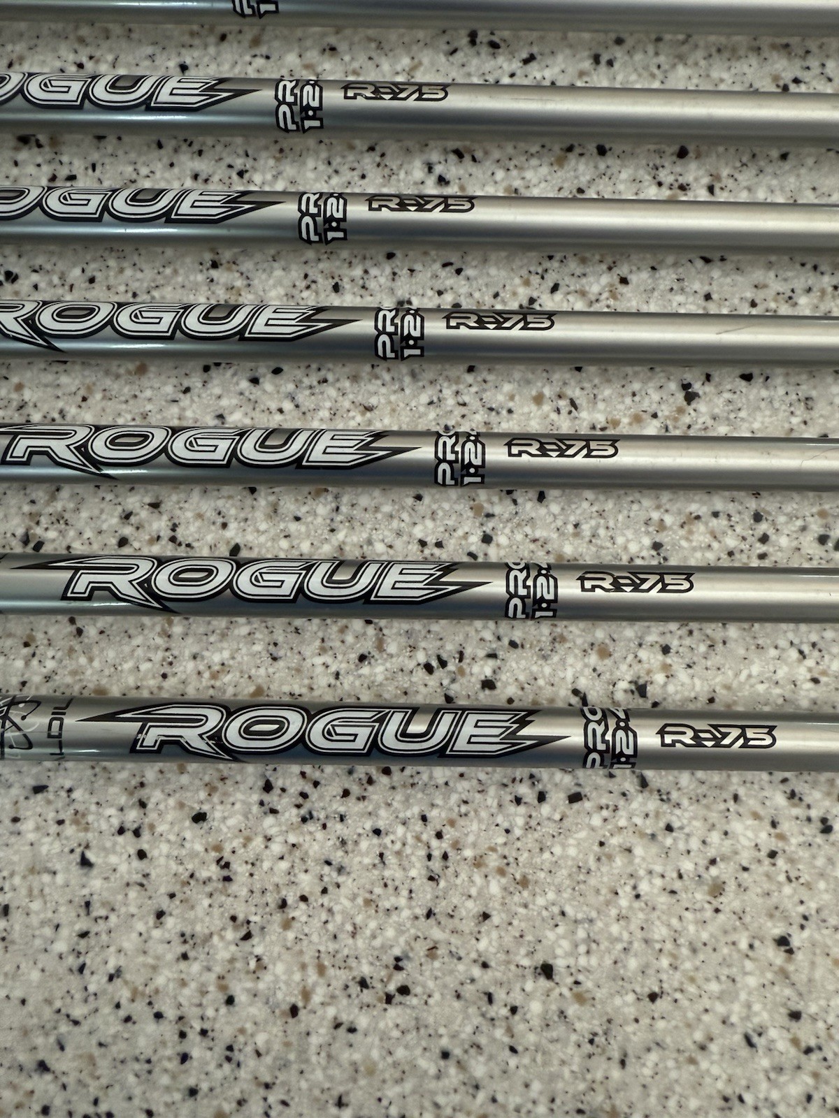 Wilson Staff C200 Iron Set 4-GW Right-Handed Graphite Shafts Regular ...