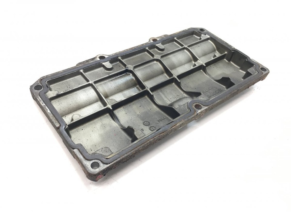 1835795 Engine Side Cover SCANIA DC11/12 DT12, D13 SCANIA P, G,R,T Bus ...