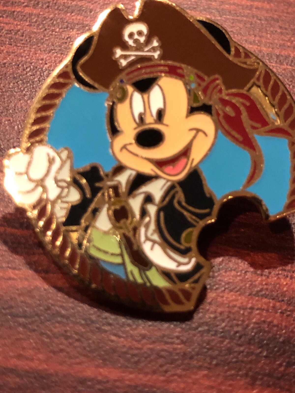 disneys pirates of the caribbean Mickey Pin | eBay