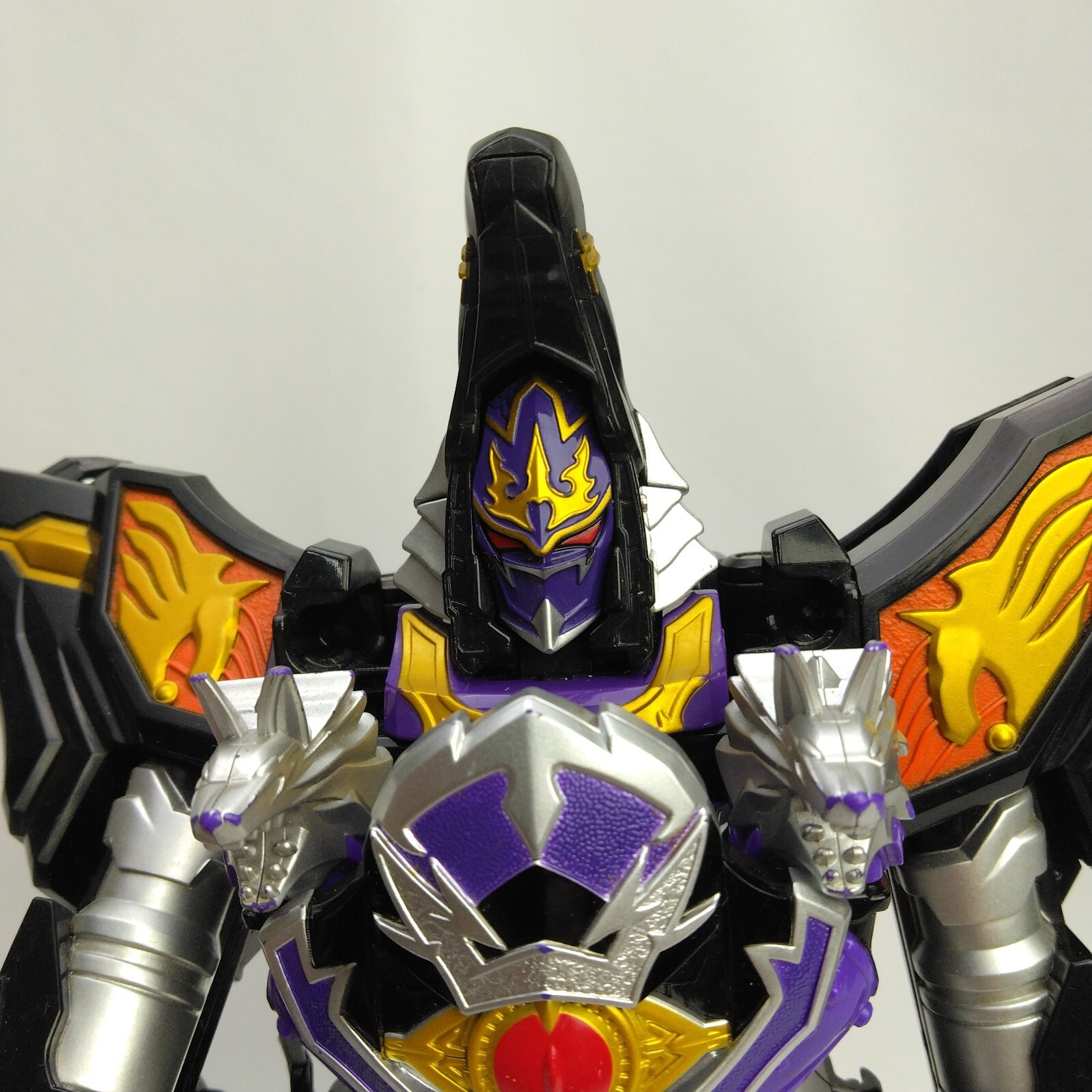 Bandai Power Rangers Mystic Force Magiranger DX Wolf King Wolkaiser ...