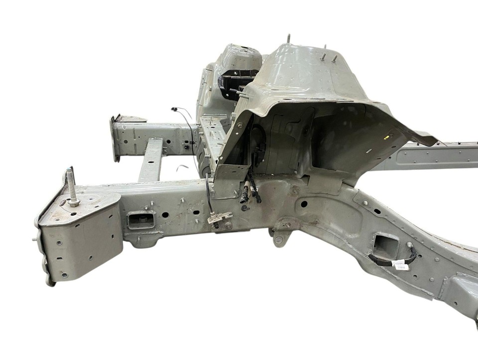 2022-2024 RIVIAN R1S SUBFRAME CHASSIS MAIN SUSPENSION BODY SUBSTRUCTURE ...