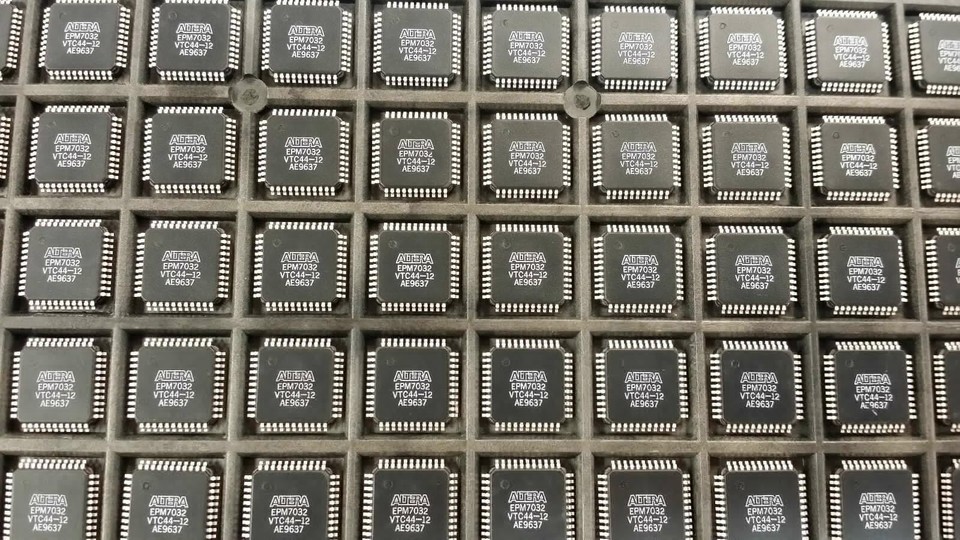 (2 PCS) EPM7032VTC44-12 ALTERA EE PLD, 12ns, PQFP44 | eBay
