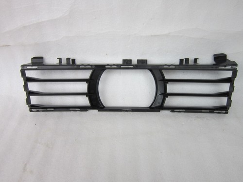 BMW 530eX 2016 FRONT Grill AIR INTAKE CENTER TRIM OEM 51117385268 | eBay