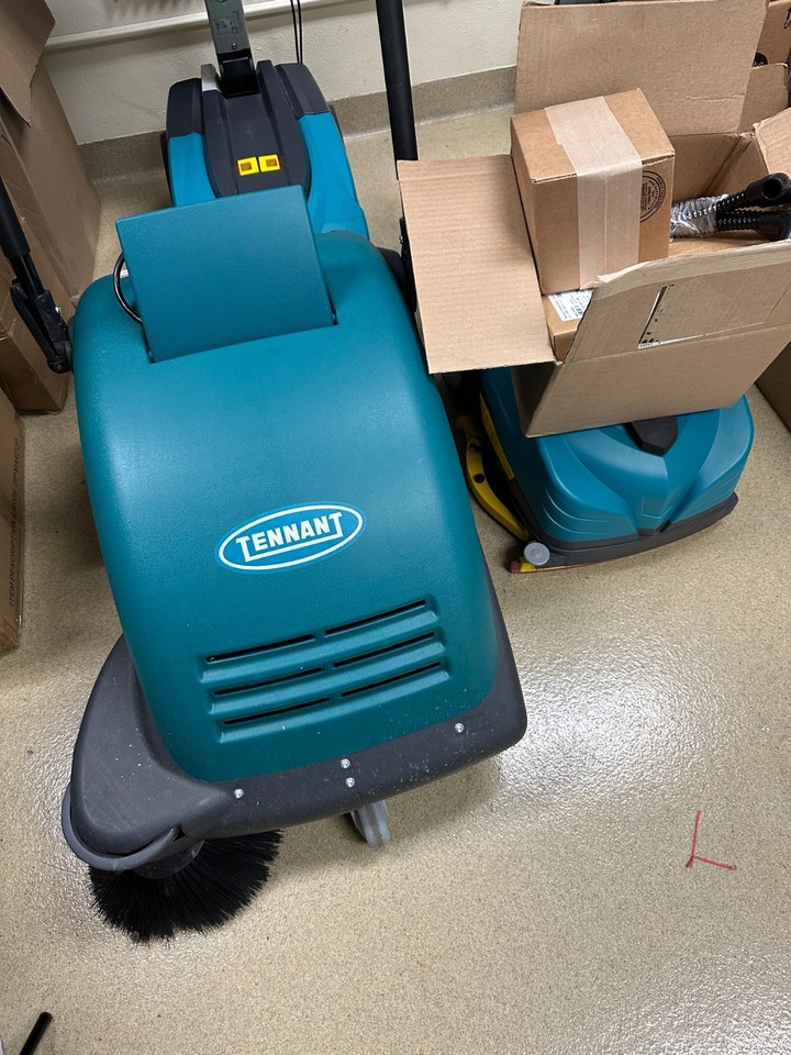 tennant sweeper S6 battery walk behind | eBay