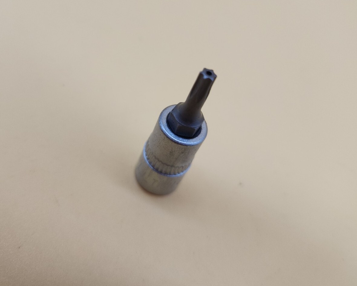 Cornwell T15H 3/8" DRIVE TAMPER RESISTANT TORX DRIVE SOCKET for sale ...