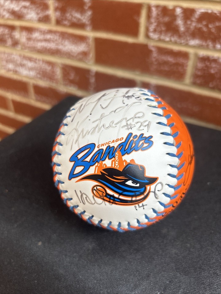 Chicago Bandits Team Autographed Signed Softball Jennie Finch | eBay