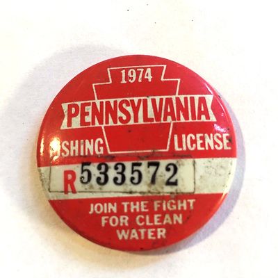 Vtg Round Metal 1974 PA Fishing License Pin Button Pennsylvania Tag ...