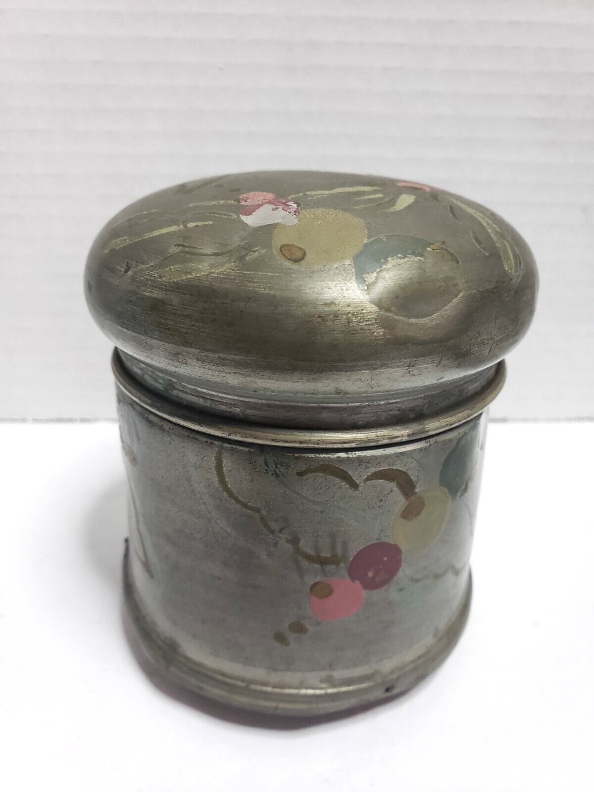 VINTAGE METAL MUSIC BOX POWDER TRINKET BOX LID WORKS HAND PAINTED ...