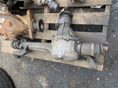 1999-2004 Chevrolet Tracker Front Differential Carrier Assembly AT 4.88 ...