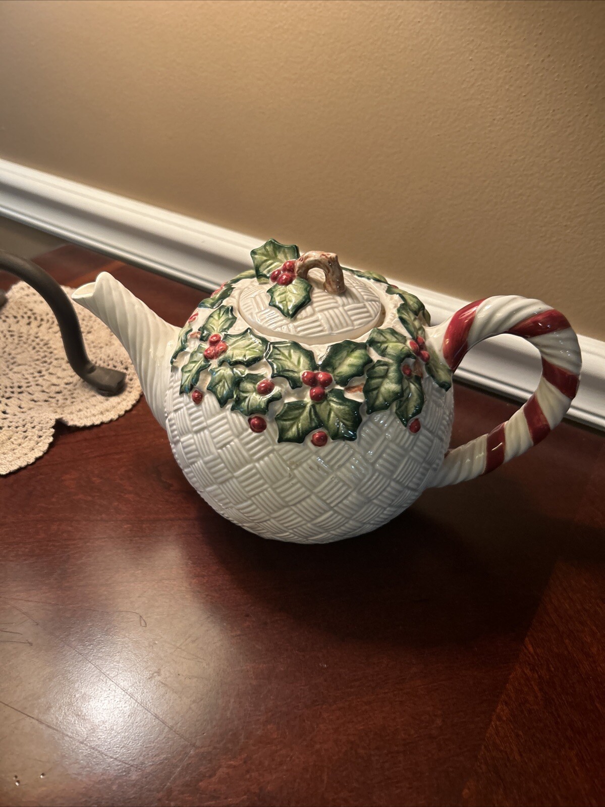Holiday Christmas Themed Ceramic Teapot With Holy Leaves And Berries | eBay