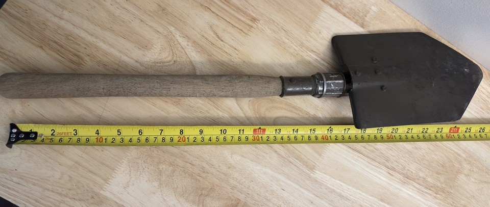 Vintage Army Style Folding Shovel Trench Tool Taiwan Mil Backpack Hike ...