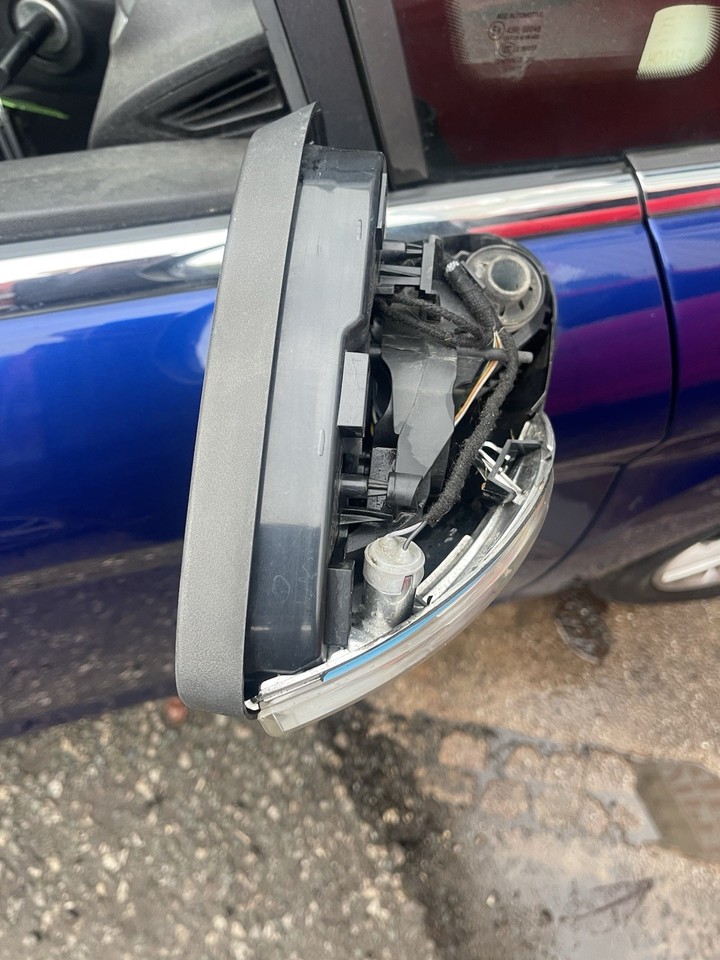 Ford Fiesta Mk7 Wing Mirror Drivers Offside Front No Case 2012-2017 ...