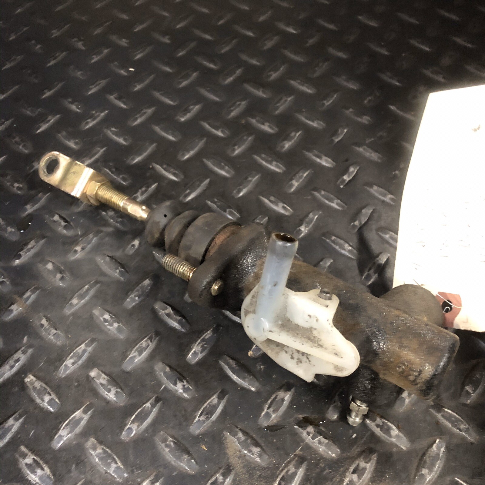 47210-U2170-71 Master Cylinder 47210U217071 Toyota 7FGU15 Ref# 4702-01 ...